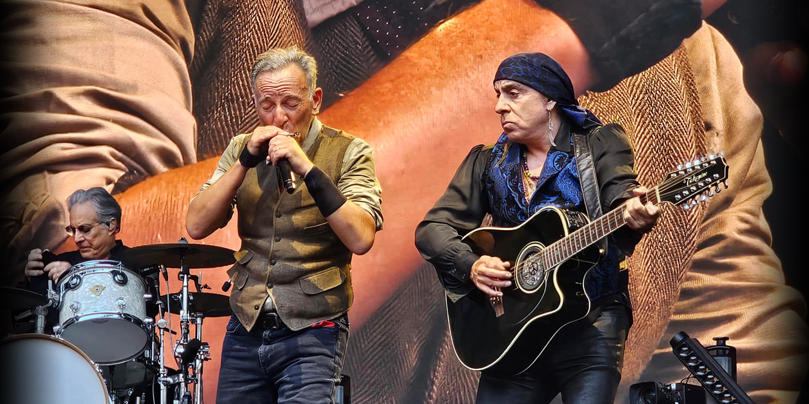 ‘Two Hearts’ en ‘Seven Nights to Rock’ in Berlijn | Bruce Springsteen ...