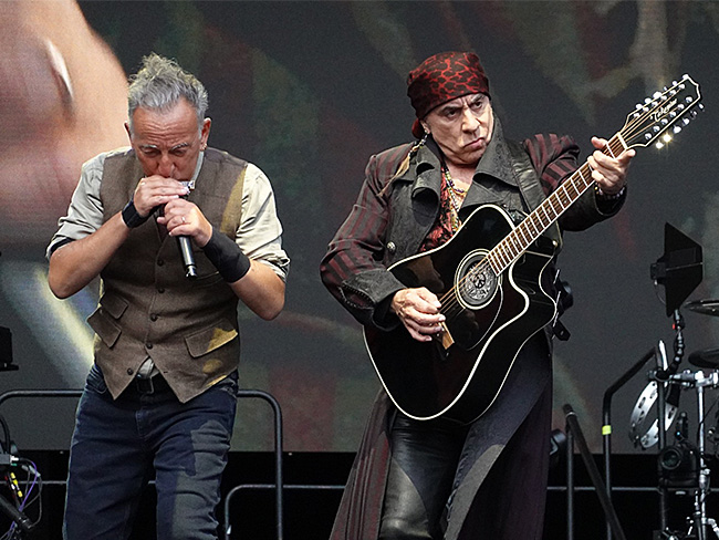 Springsteens eerste Liverpool-show in ‘Home of Champions’ | Bruce ...